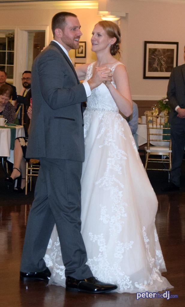 Wedding: Sharon and Stephen at Traditions at the Links, East Syracuse ...